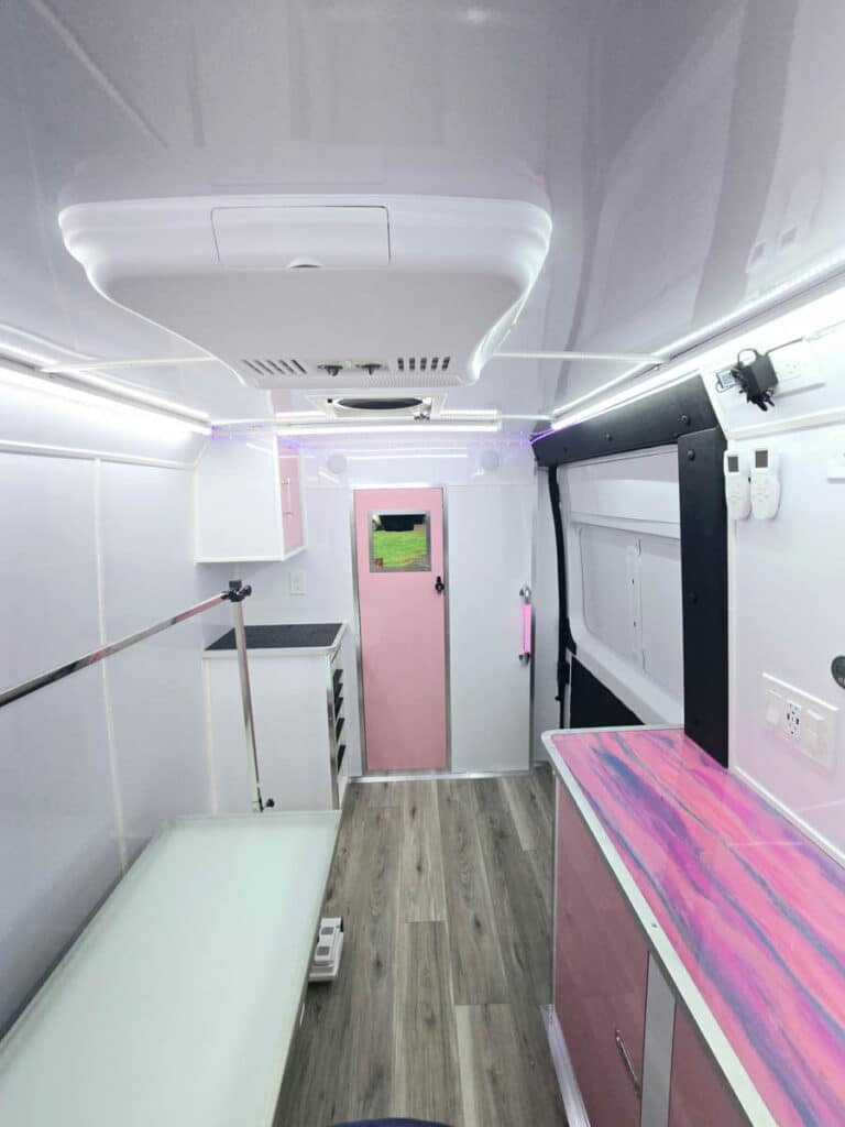 Mobile Grooming Vans - Mobile Grooming World