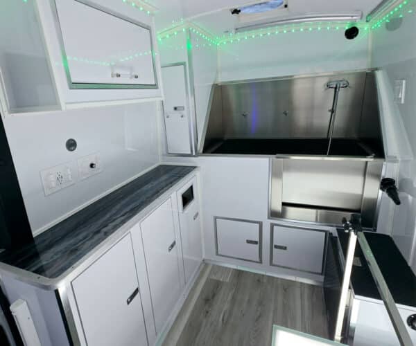 Mobile Grooming Vans - Mobile Grooming World