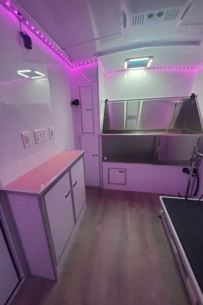 Dog Grooming Trailer Conversion, Mobile Grooming Trailers
