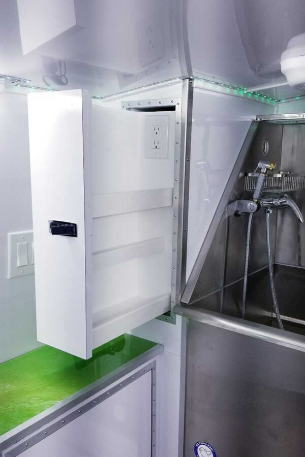 Mobile Grooming Van Conversion, Custom Dog Grooming Vans